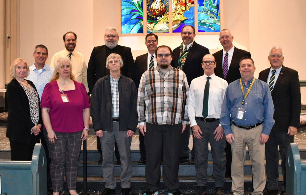 Annual service award celebration honors 17 faculty, staff for milestone ...